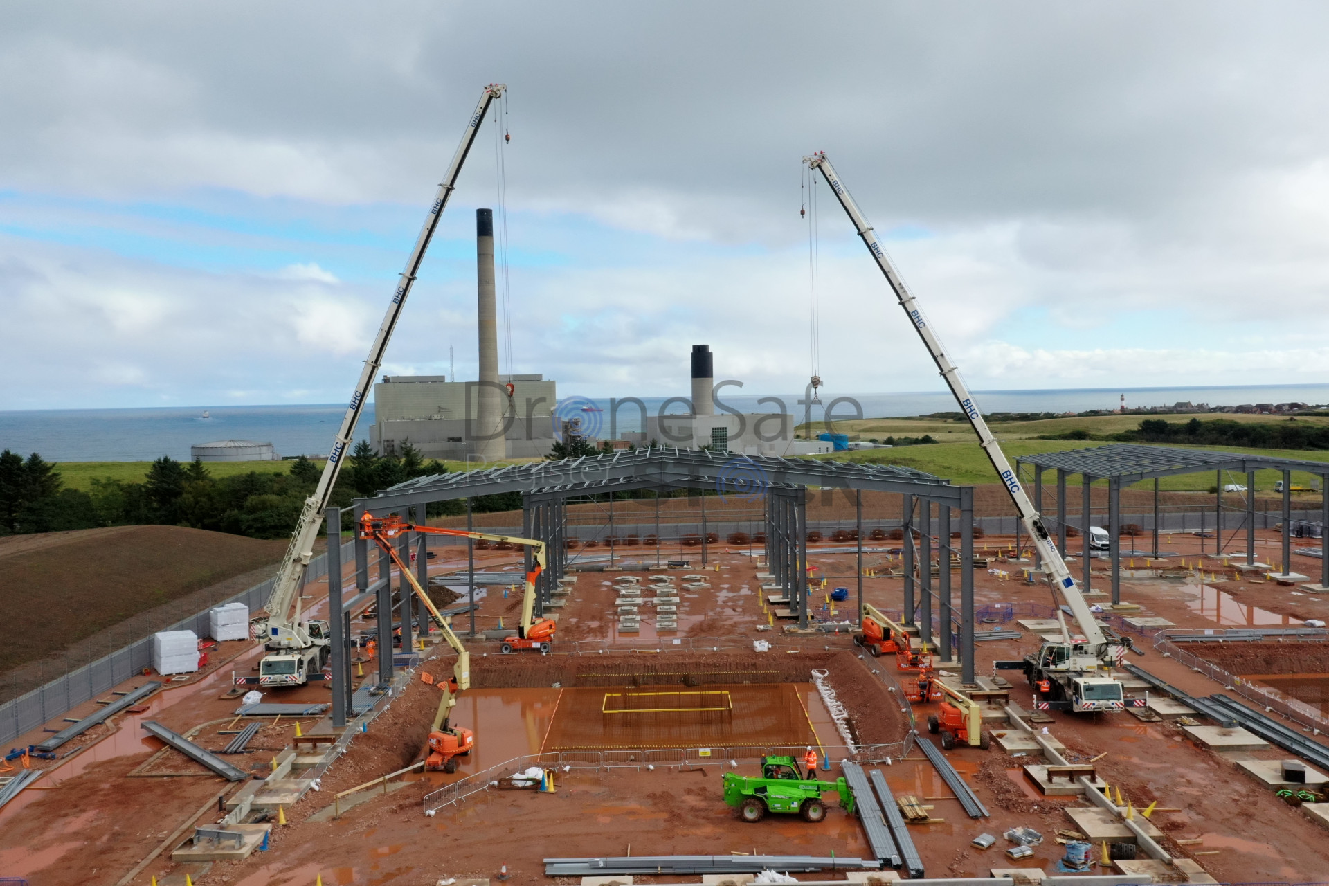 Building Erection 7405 in Peterhead